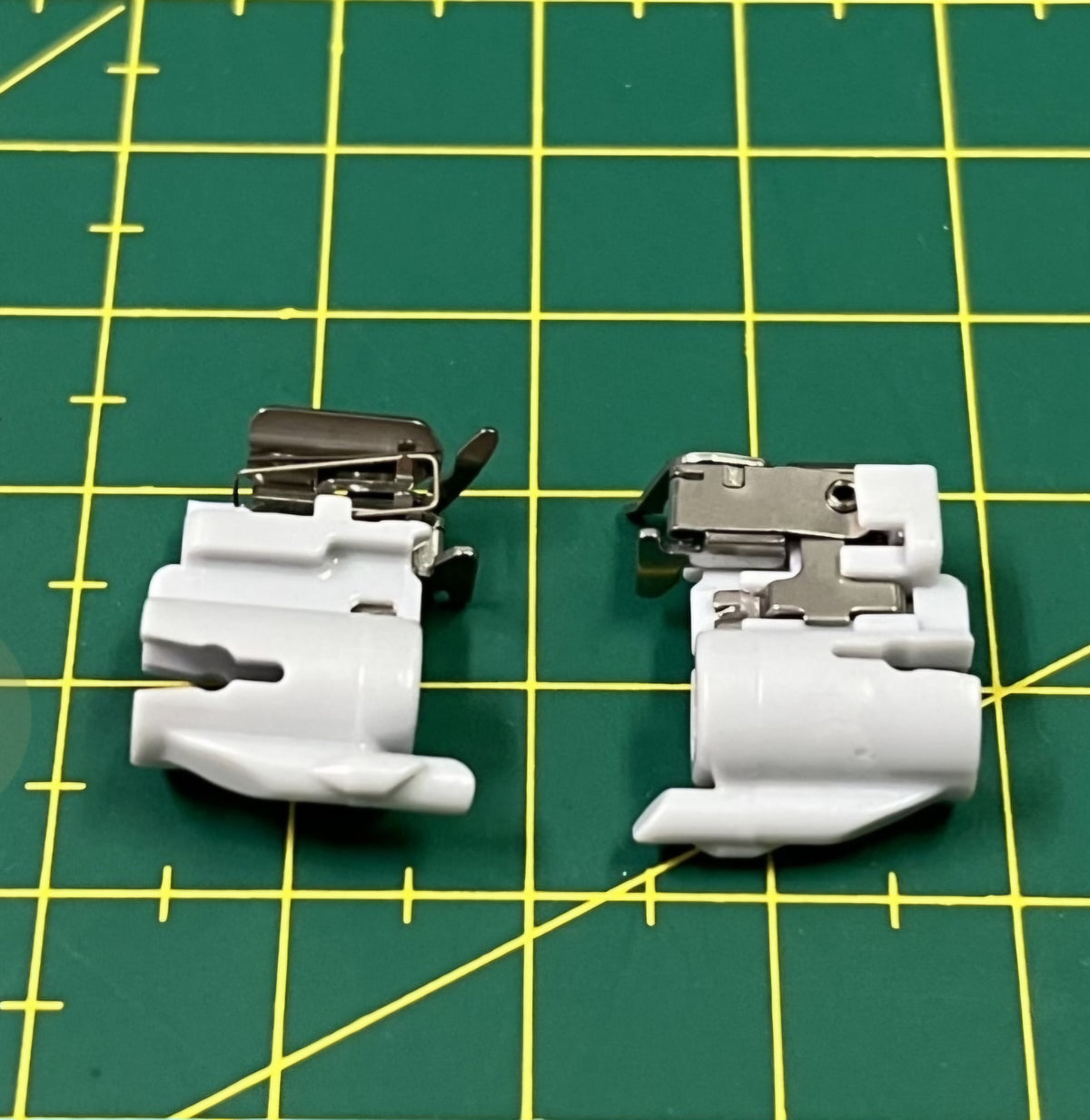 Bernina Automatic Needle Threader #0323307200 — Ban Soon Sewing Machine ...